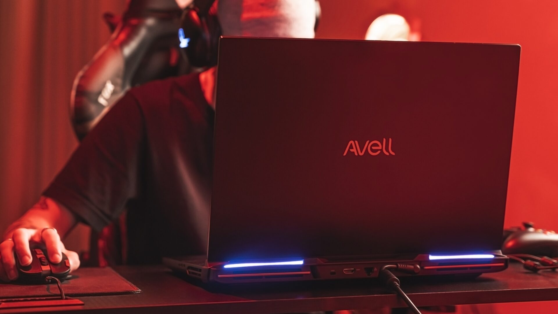 Avell lança notebooks Storm com RTX 50 e alta performance